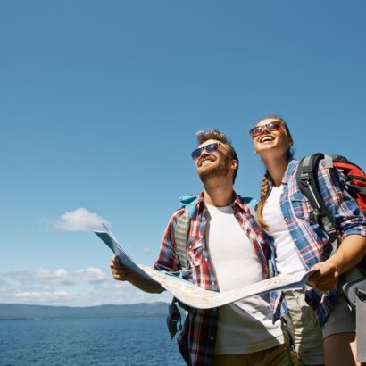 Melihat Pantai Pelawan Salah Satu Tempat Wisata yang Populer di Karimun