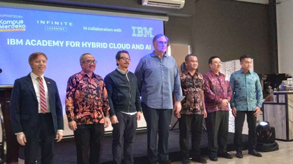 Akademi IBM Hybrid Cloud dan AI Dibuka di Batam