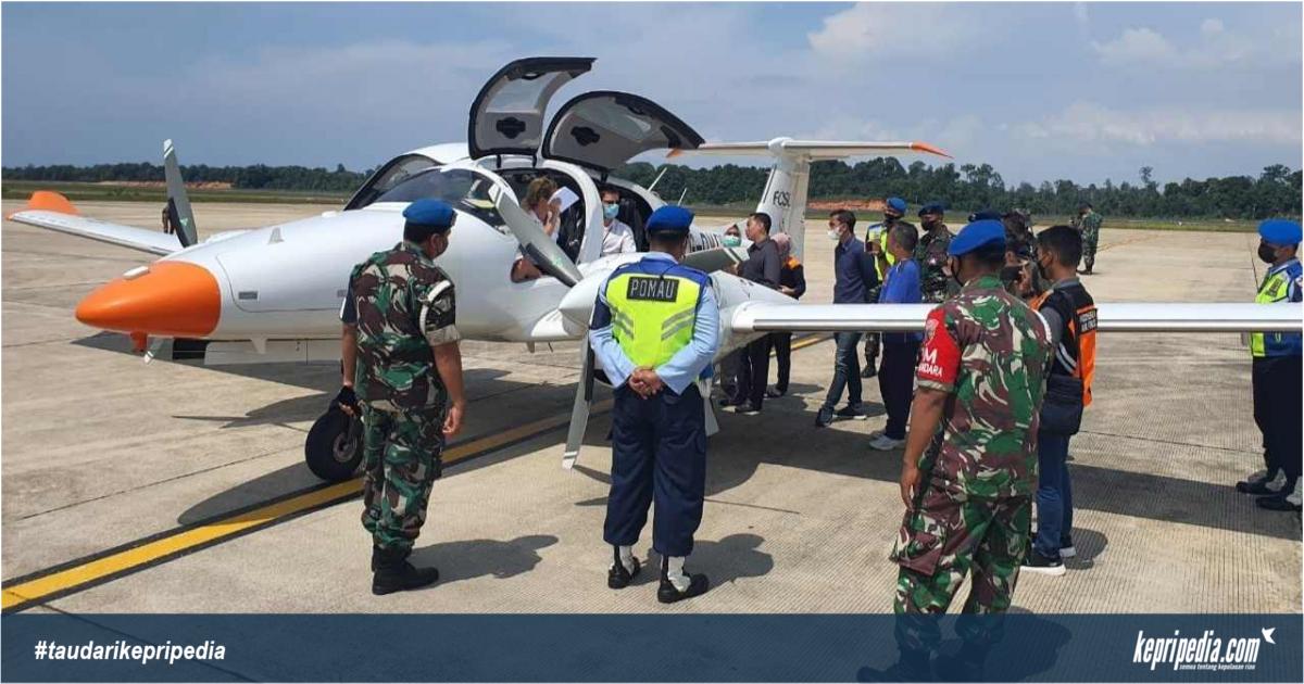 TNI AU Turun Paksa Pesawat Asing di Bandara Hang Nadim